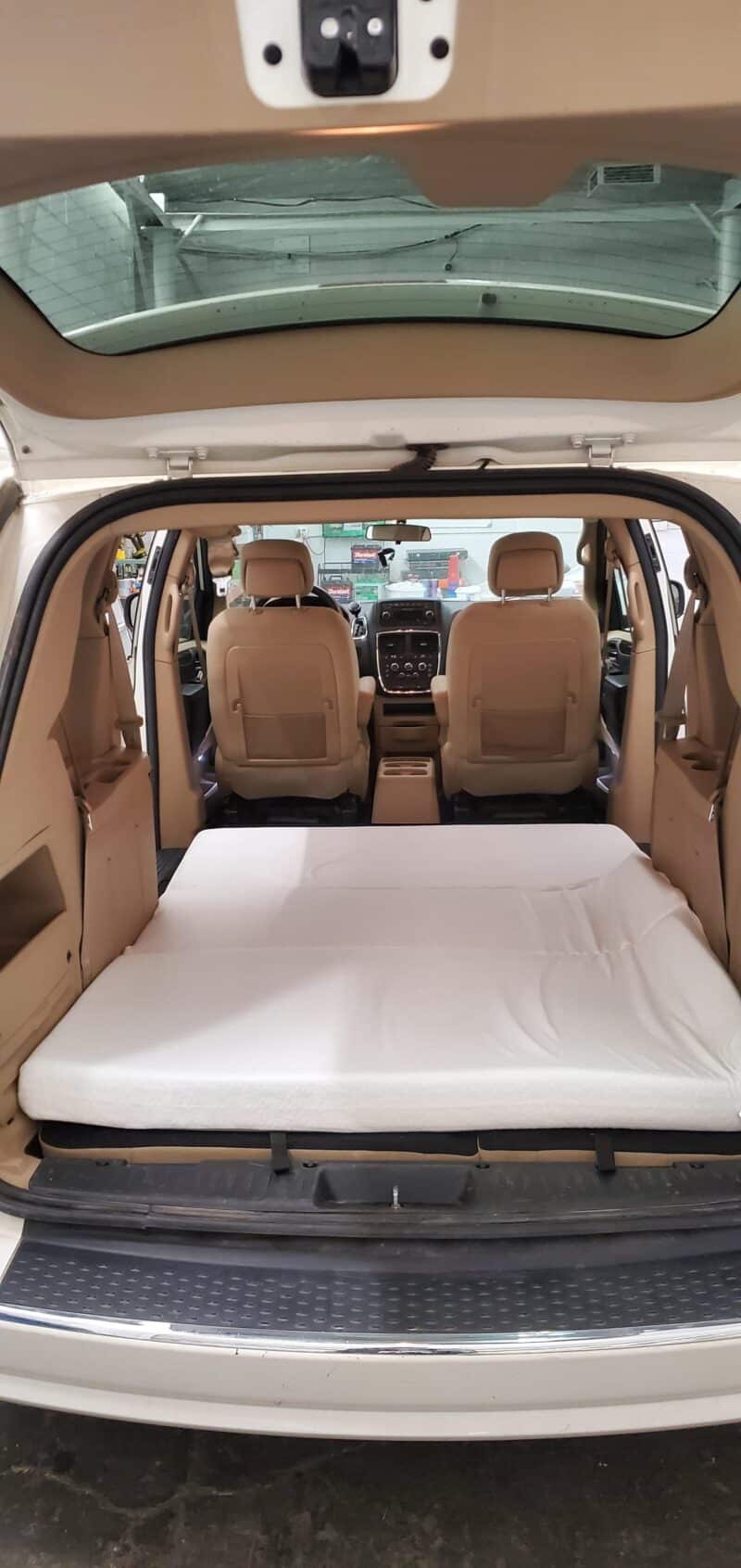 MiniVan Rental US with Sleeping Solution