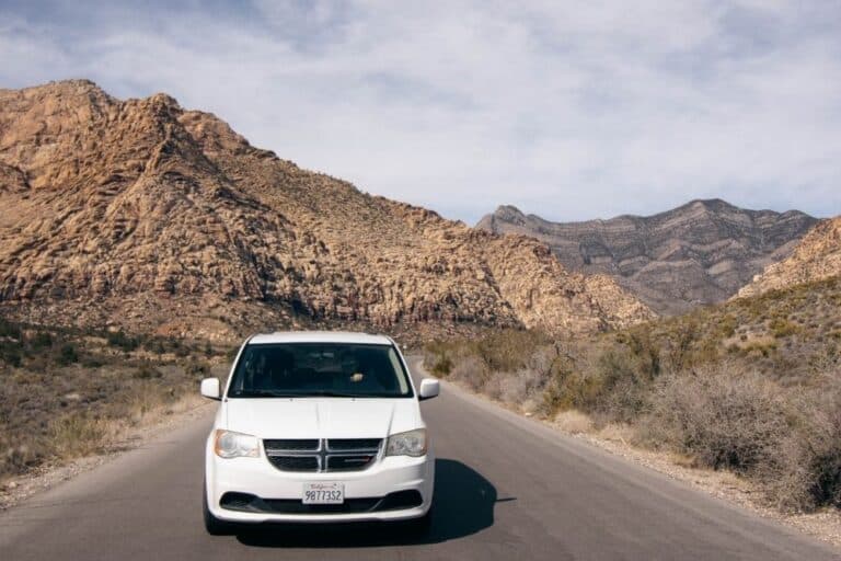 Minivan Rentals & RV Rentals USA | Travellers Autobarn USA