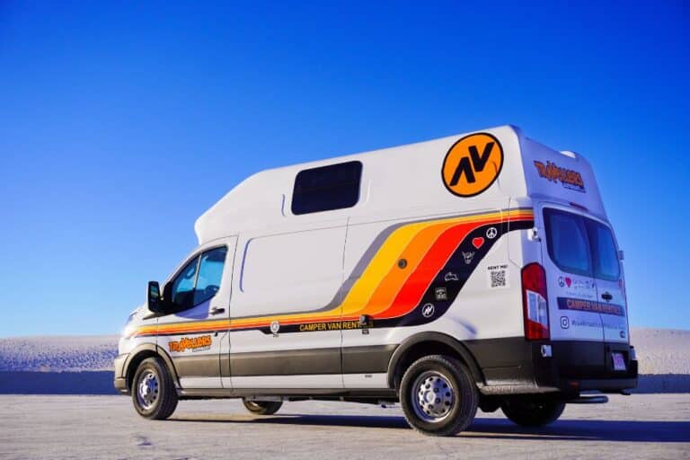 Hi5 Campervan Rental & RV Rentals | Travellers Autobarn USA